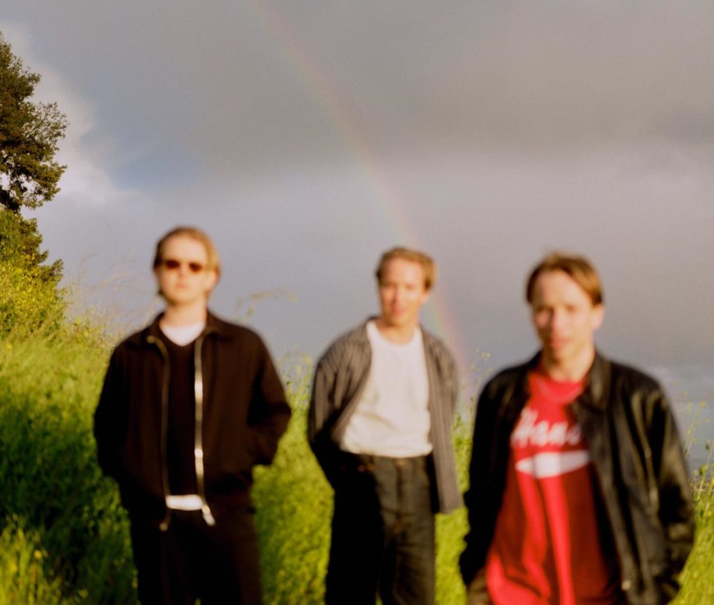 SWMRSがメンバー・ラインナップを一新し、インディペンデントで制作したニュー・アルバム『SONIC TONIC』をリリース | PUNKLOID