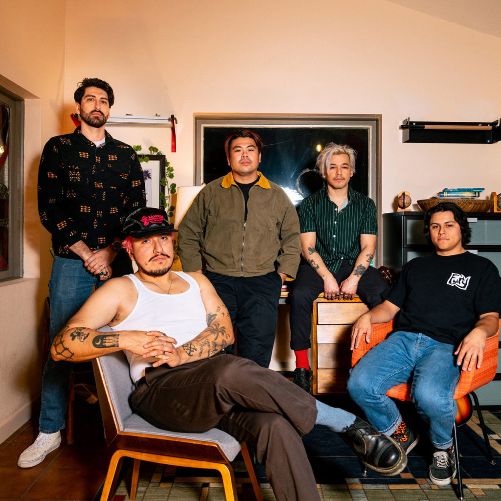 Death Lens、ニュー・アルバム『Cold World』リリース! | PUNKLOID