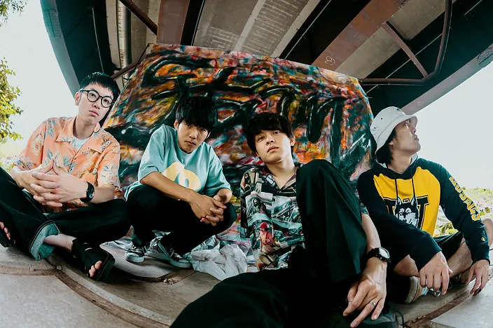 北海道旭川市発! "1st crack"、ニューシングル「IN THE AIR」配信リリース | PUNKLOID