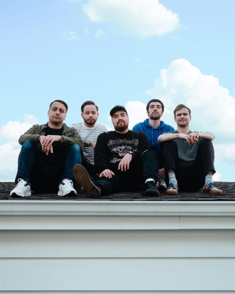 USポップパンク・バンド"Good Hangs"、ニュー・アルバム『Extremely Fragile Human Being』リリース ...