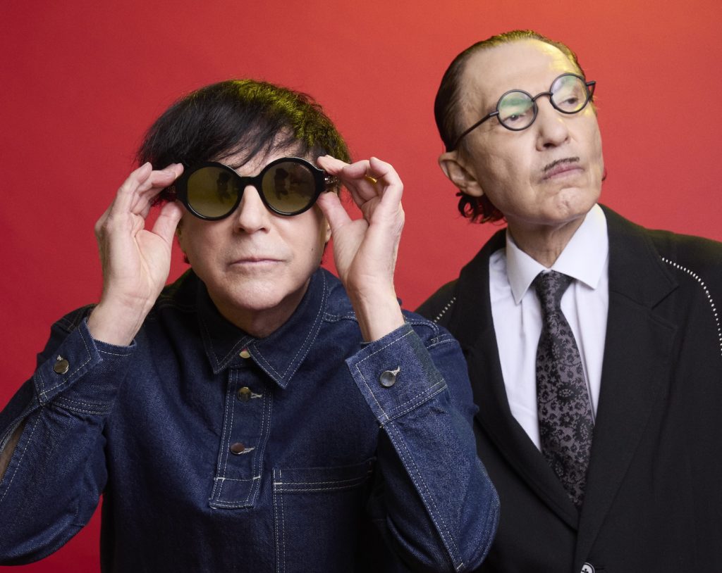 Sparks、ニューシングル「Do Things My Own Way」リリース&2年振りとなる来日ツアーの開催も | PUNKLOID